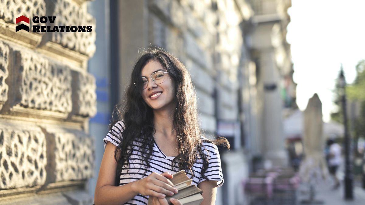 Comparing Financial Aid and Tuition Reimbursement Plans - Gov-Relations